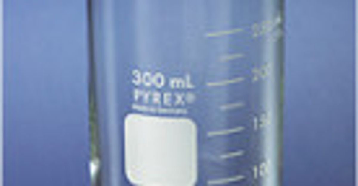PYREX® 500 mL Tall Form Berzelius Beakers, with Spout, Graduated