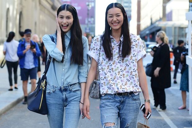 Chinese Models Capture Street Style Spotlight At Paris Fashion Week ...