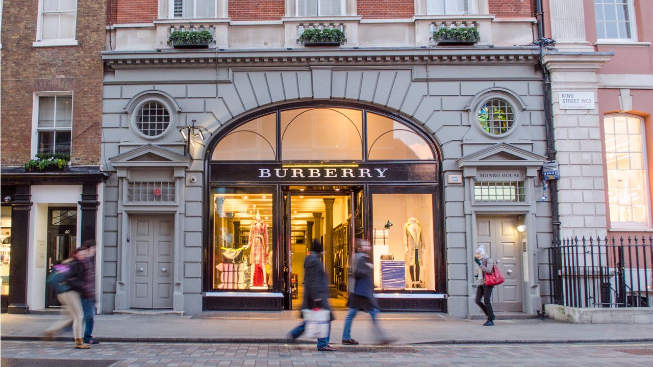 Burberry Sets Sights on China and Young Consumers As Retail Sales Fall ...