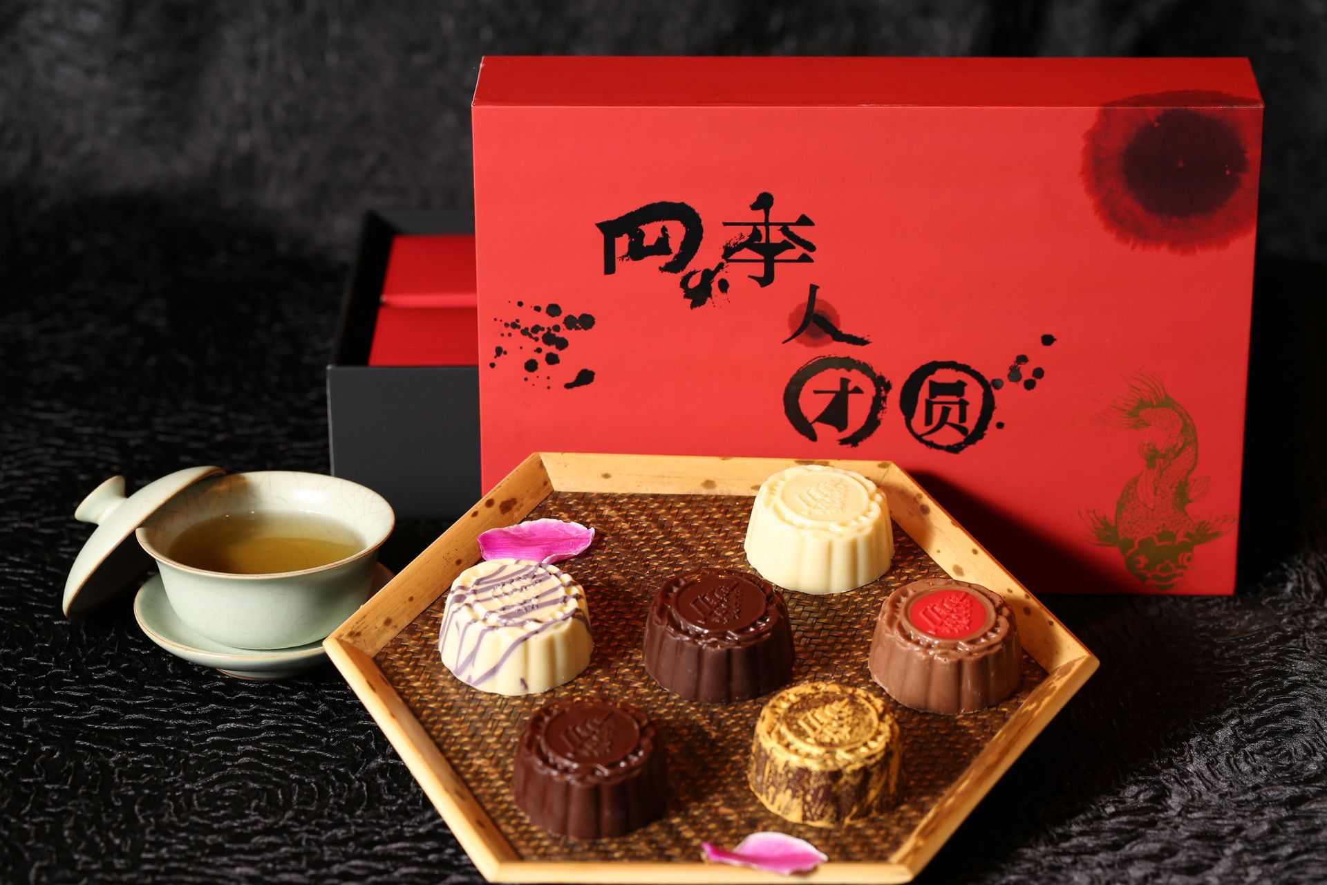 China's Luxury Mooncake Market Shifts Focus from Corrupt Officials to ...