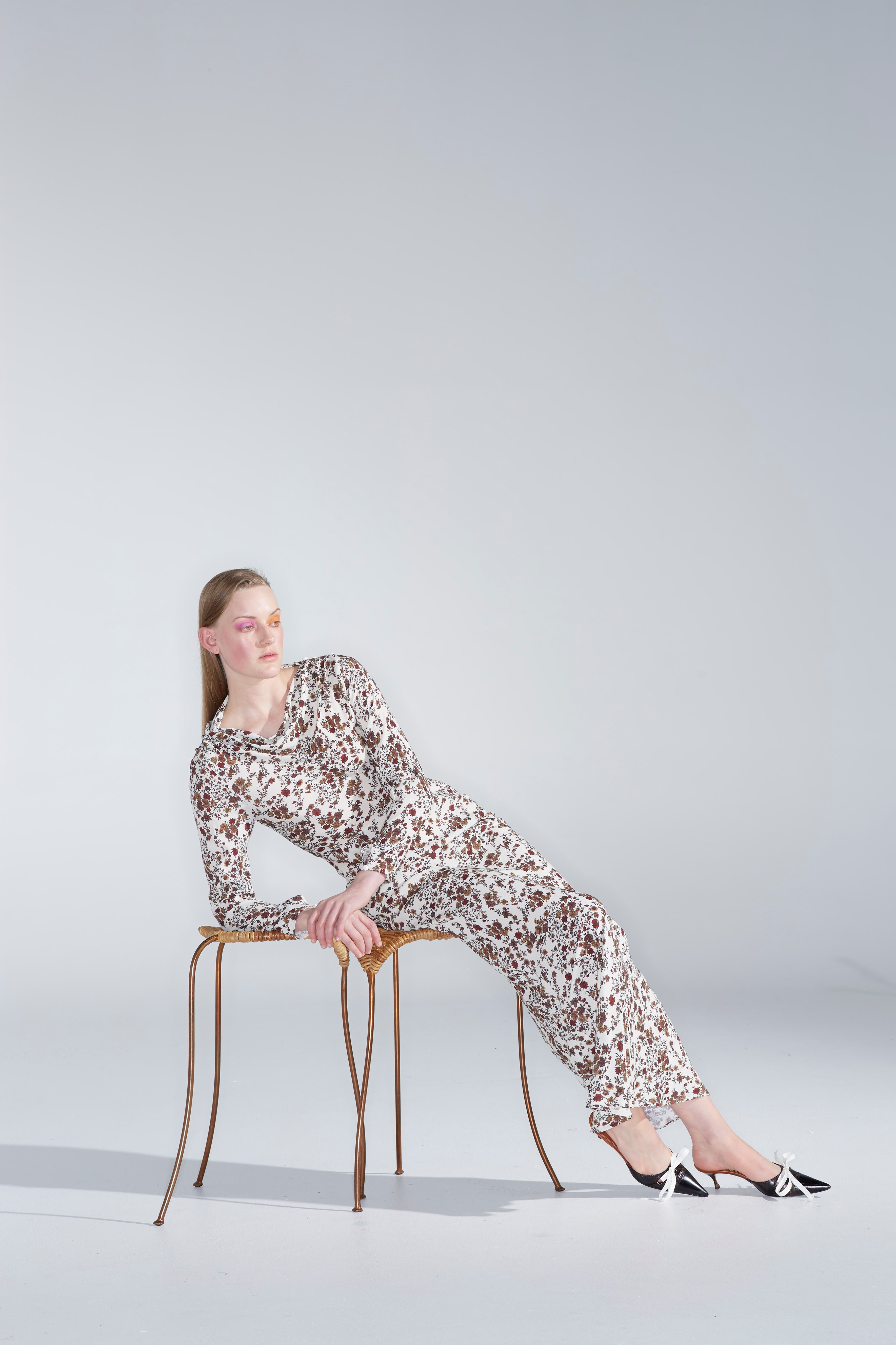 Ingrid Starnes - Archive - Veiled dress, head of roses