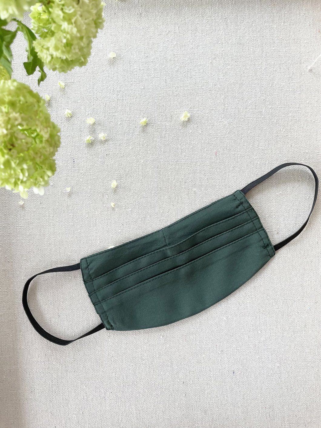 Ingrid Starnes - Dusty moss mask