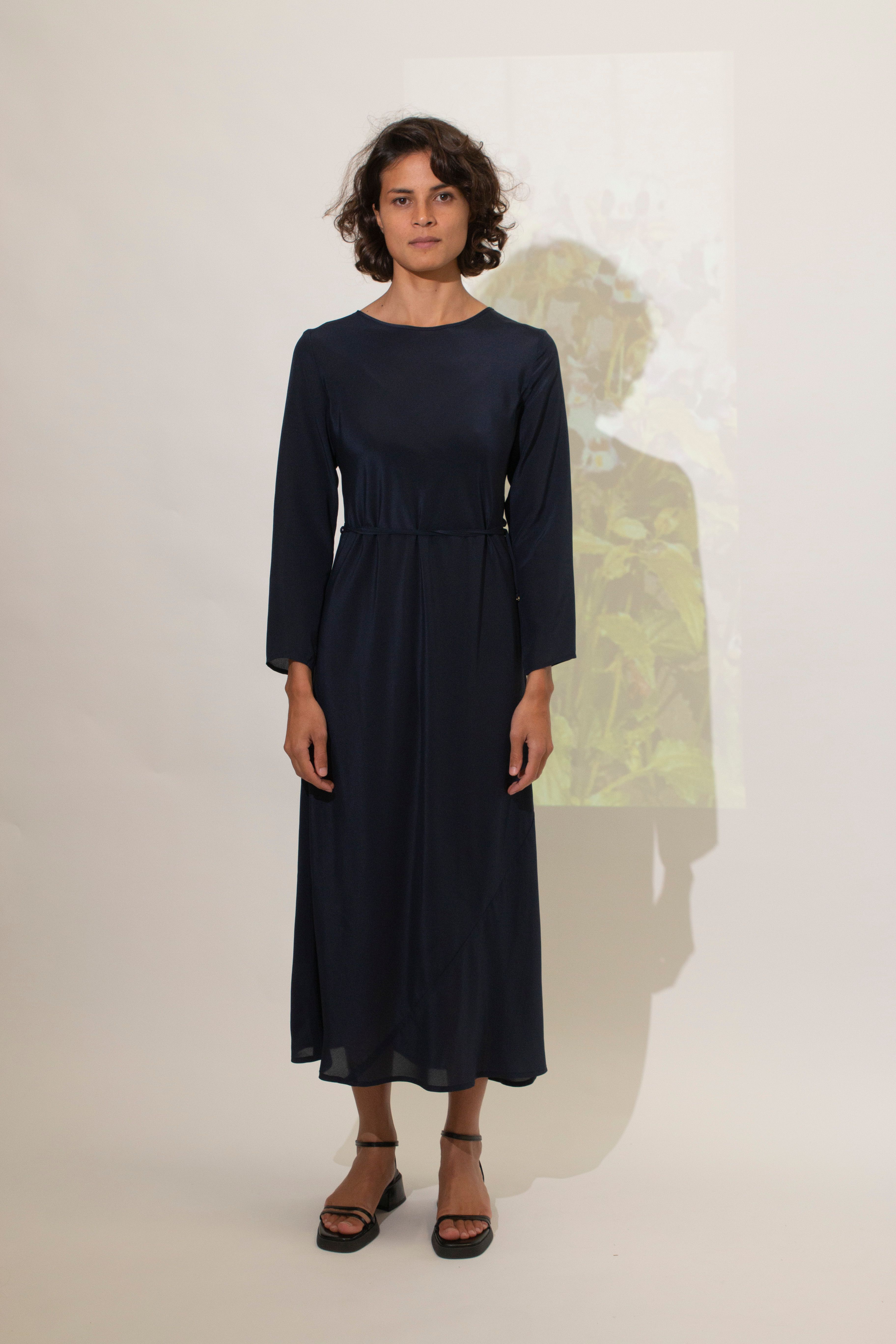 Ingrid Starnes - Lillas dress long, Ink