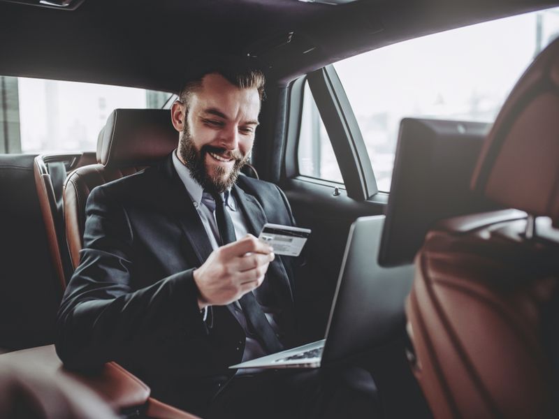 Navigating the World of Corporate Credit Cards: Benefits and Pitfalls ...