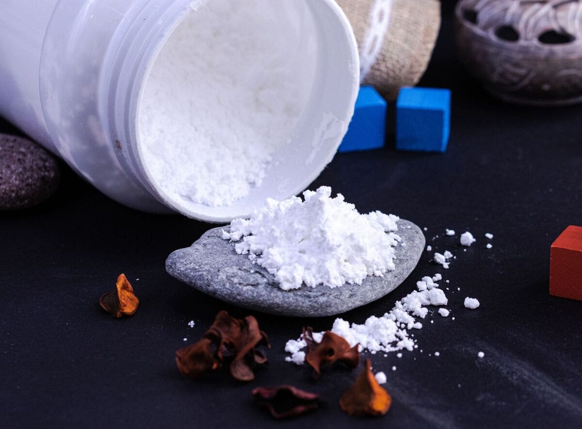 Creatine for Women: Debunking Myths and Highlighting... Creatine for Women: Debunking Myths and Highlighting...