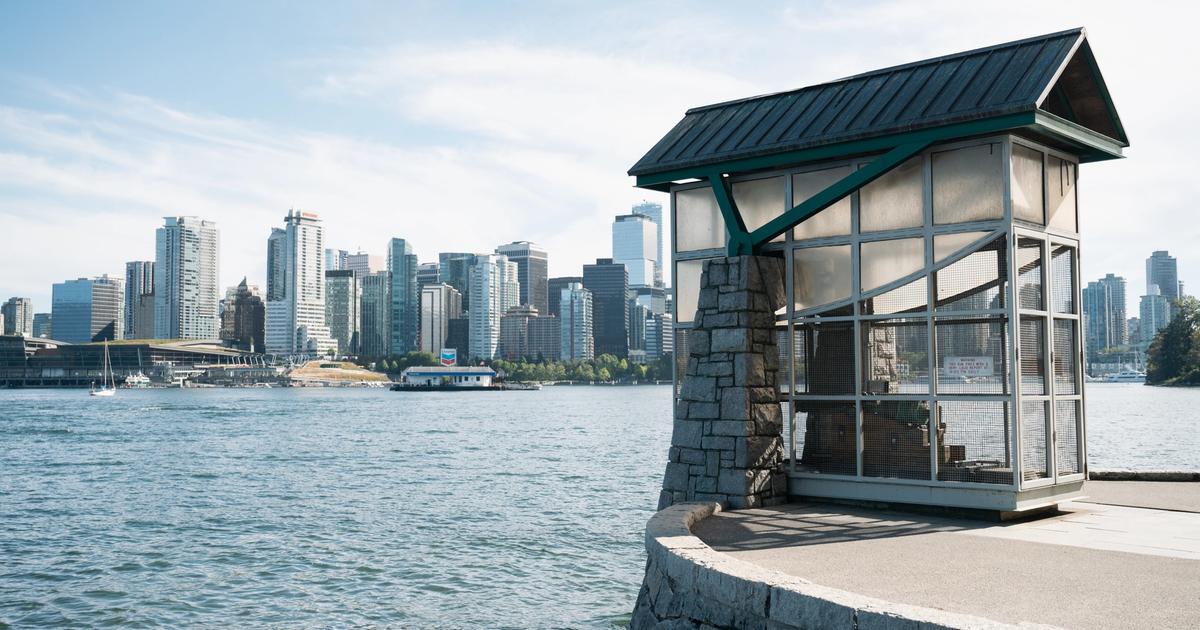 Nine O'Clock Gun | Destination Vancouver