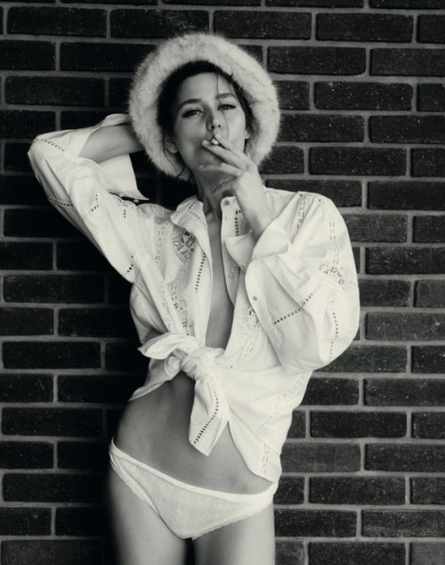 Holiday Magazine, No. 395- Reconstructing Vivienne, the Spring/Summer 2025 issue devoted to ...