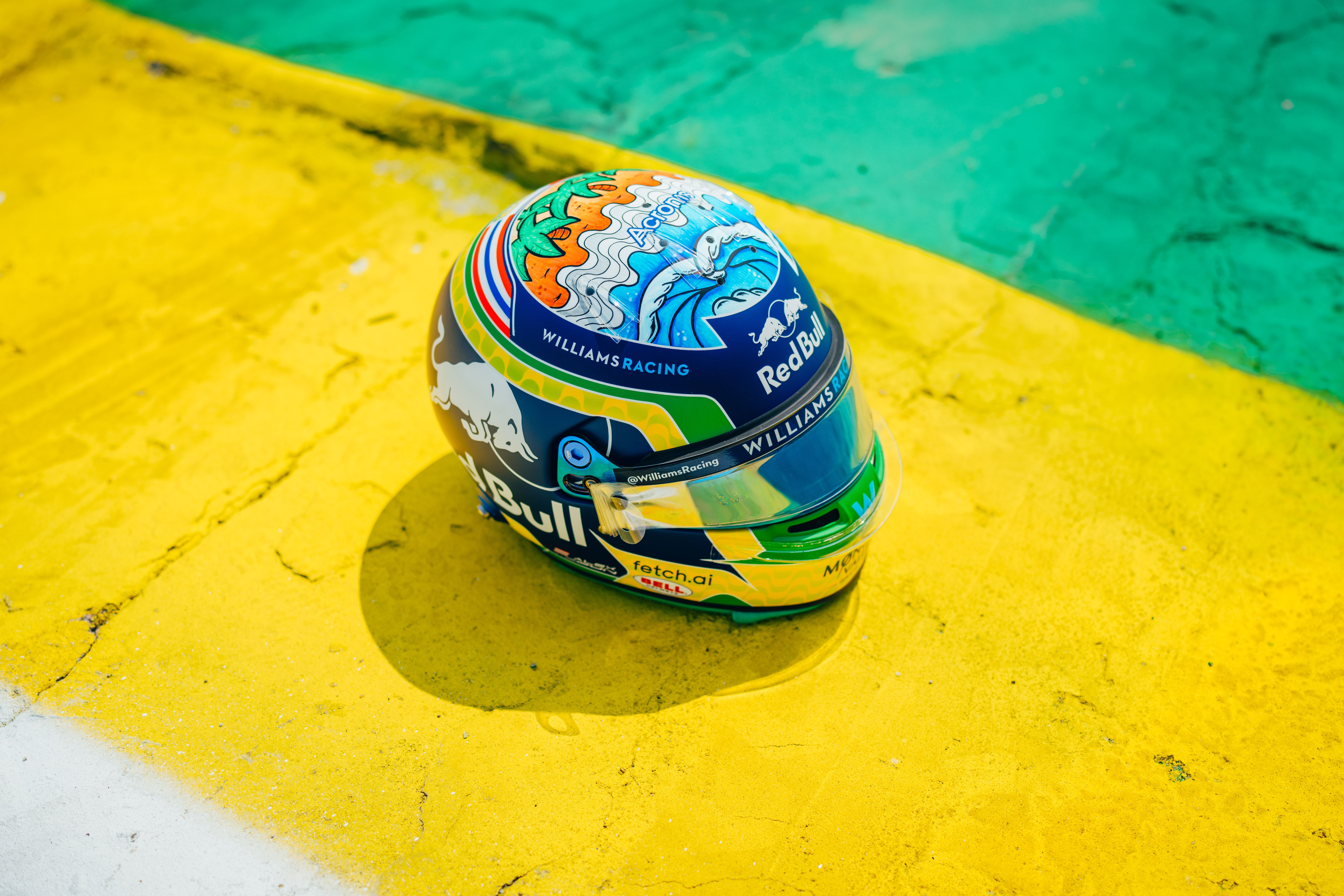 In Photos: Alex Albon's beautiful Brazil helmet | Williams Racing