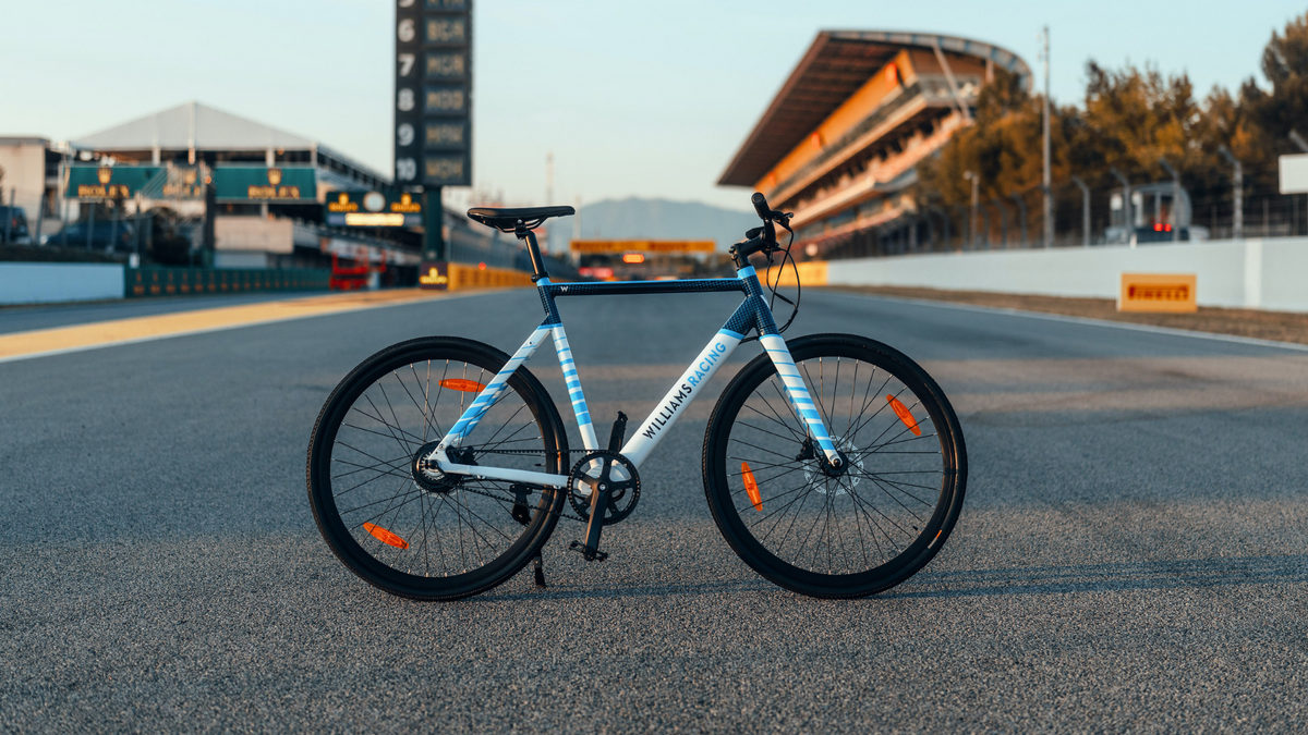 Win a signed Williams Racing-themed eBike | Williams Racing