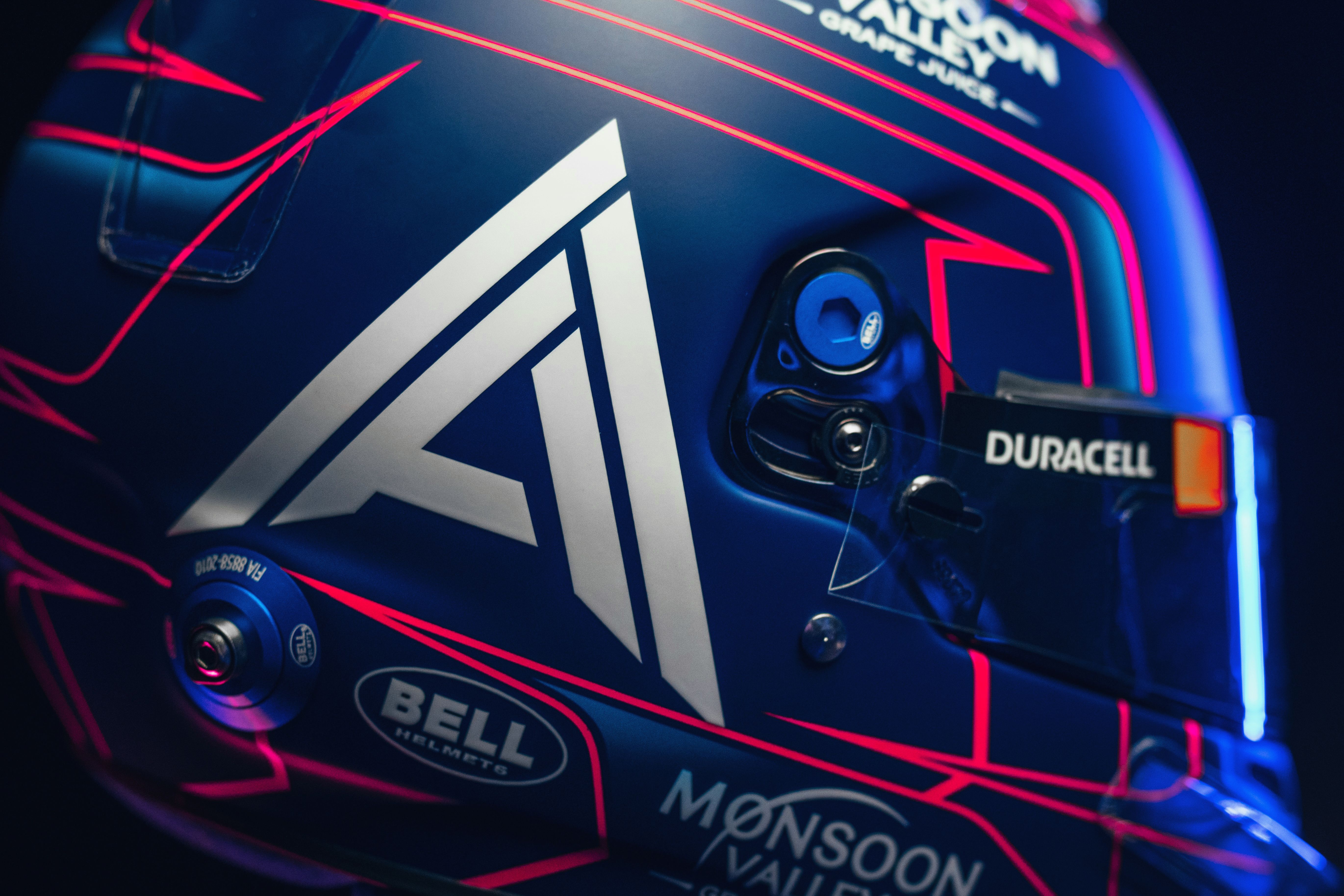 In Photos: Alex Albon’s 2023 helmet | Williams Racing