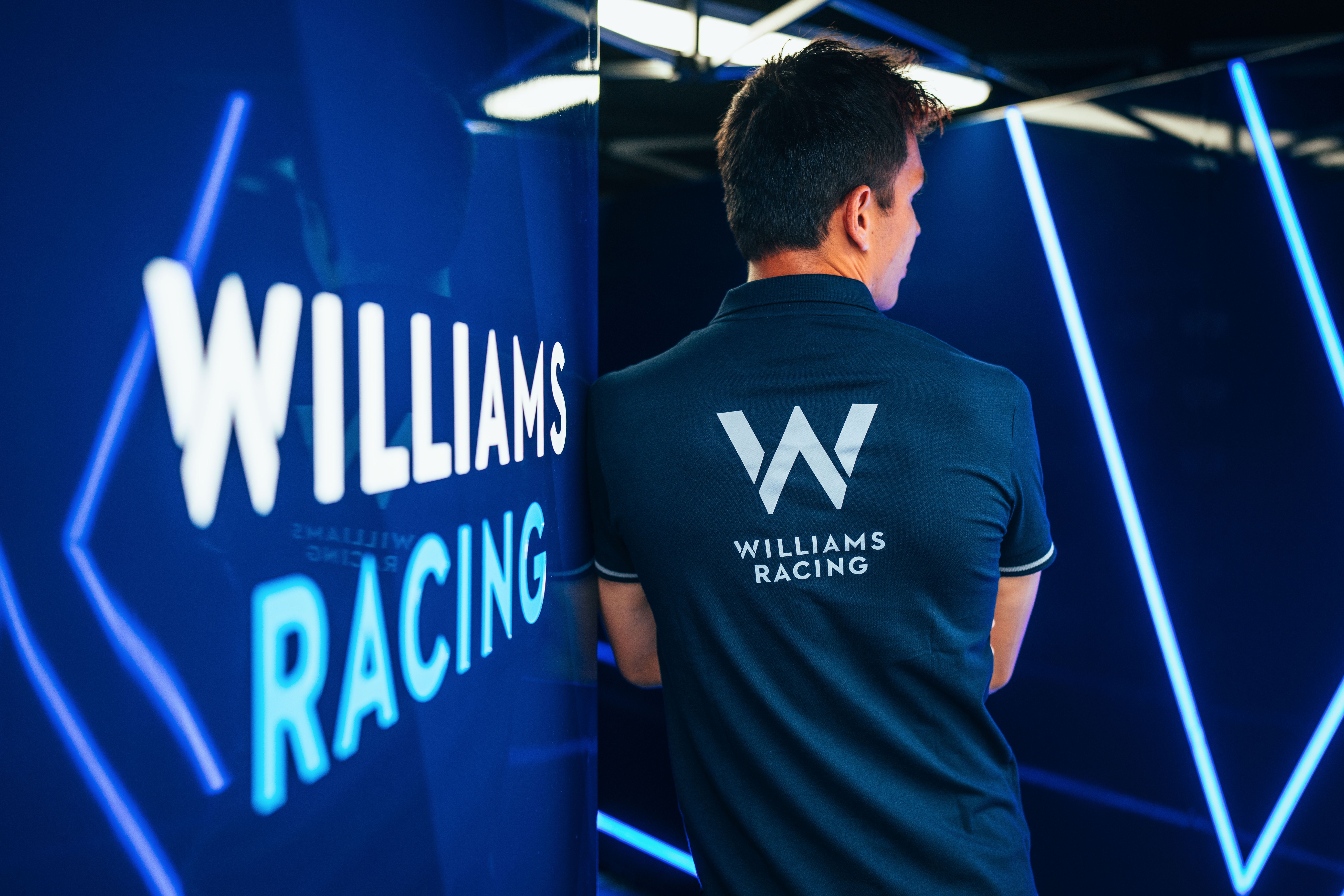 In Photos: The Williams x Singapore range | Williams Racing