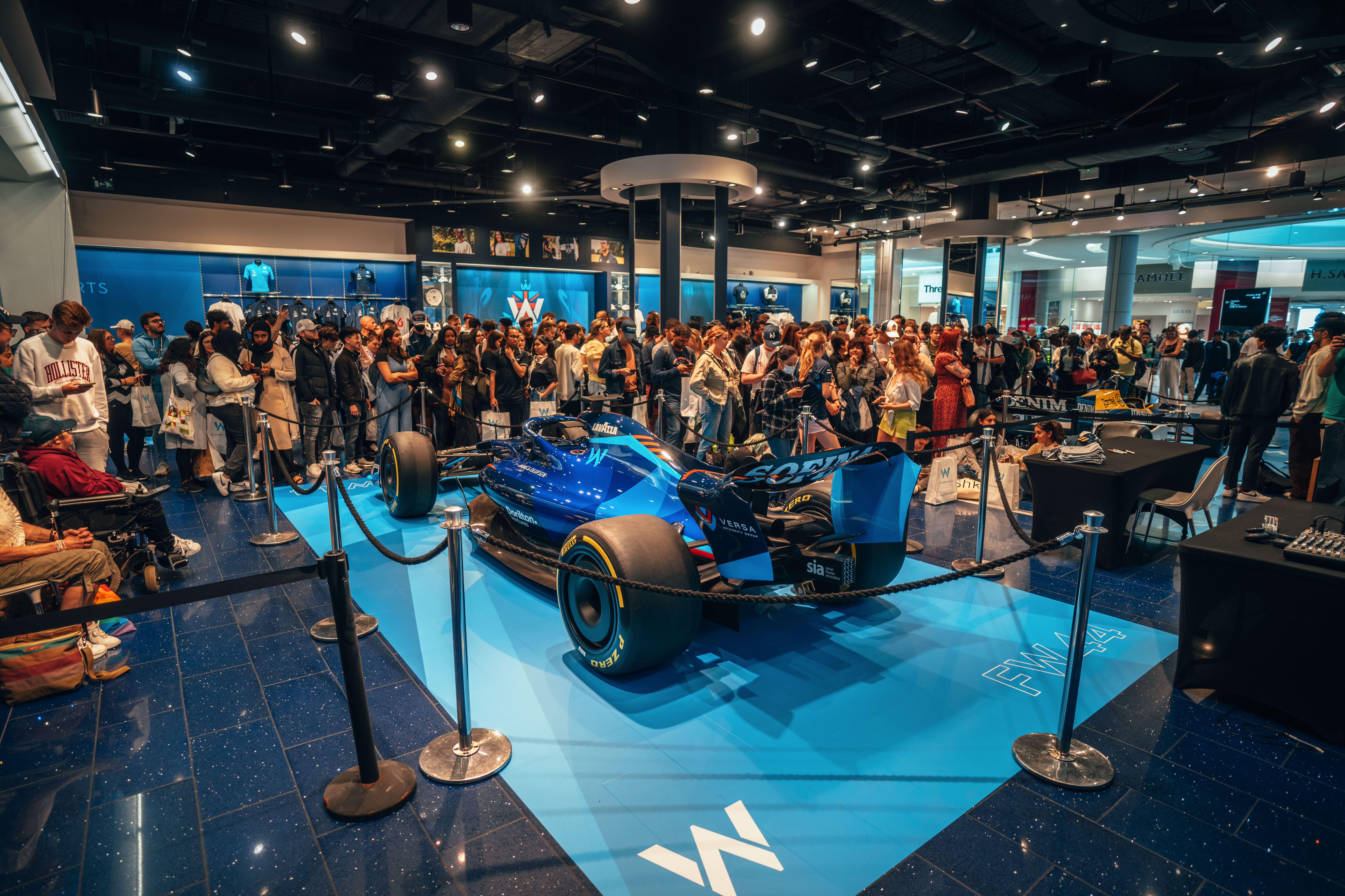 In Photos: Go inside our Westfield London pop-up | Williams Racing