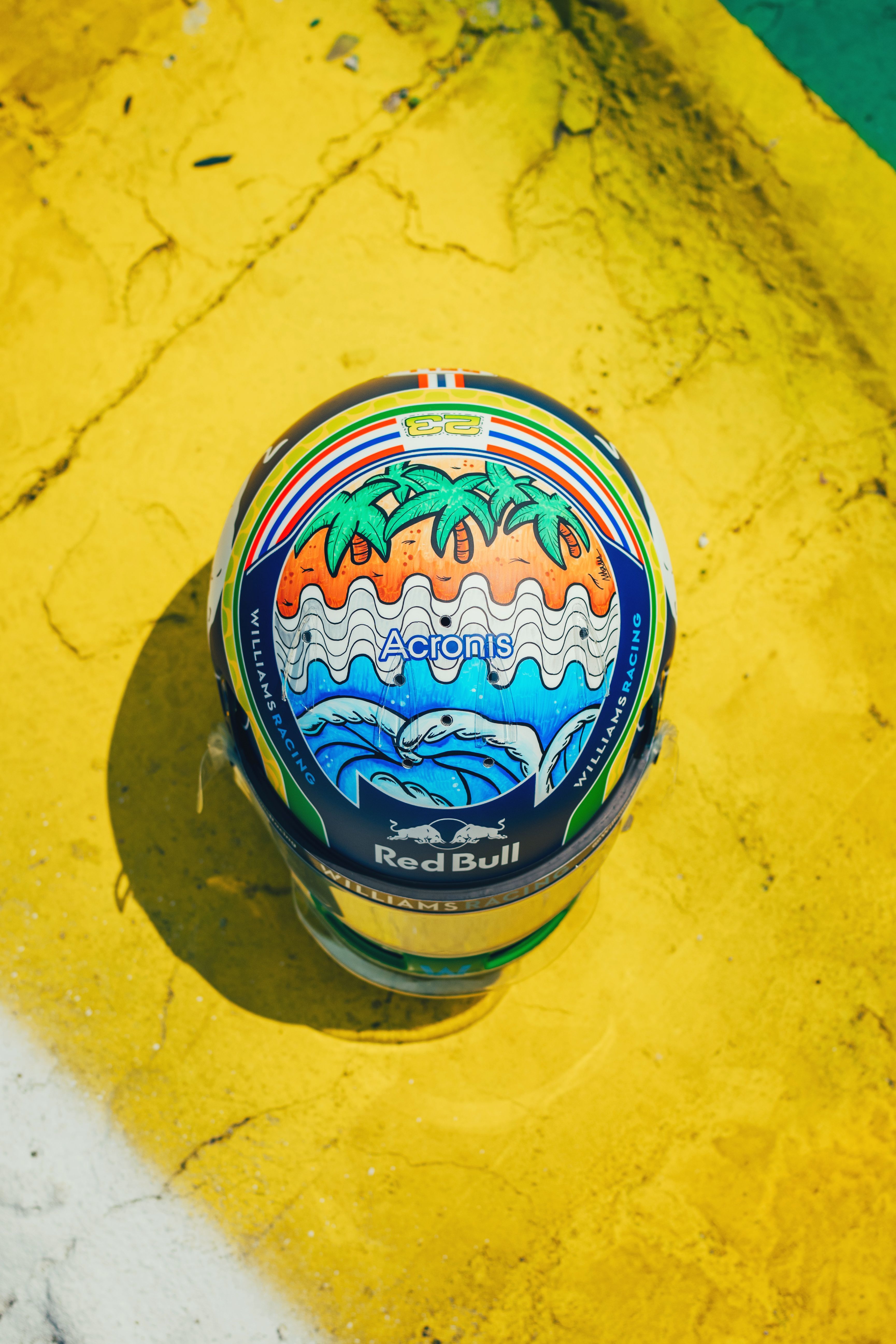 In Photos: Alex Albon's beautiful Brazil helmet | Williams Racing