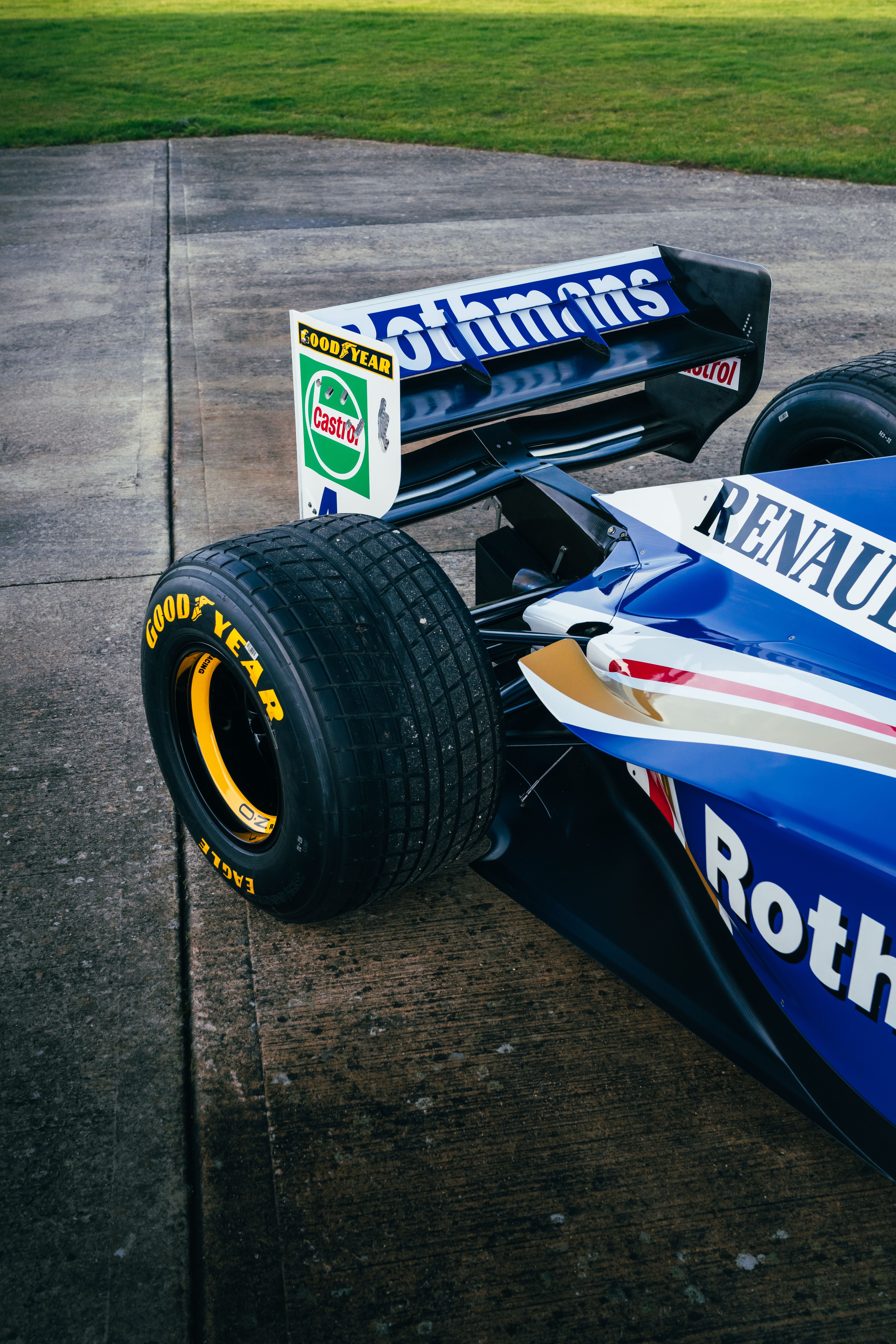 In Photos: Shaking down the FW19 | Williams Racing