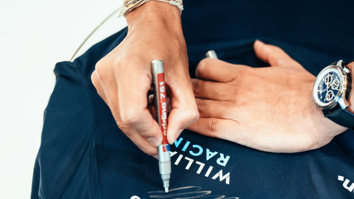 Win a 2022 Williams Racing jersey signed by Nicholas Latifi and Alex ...