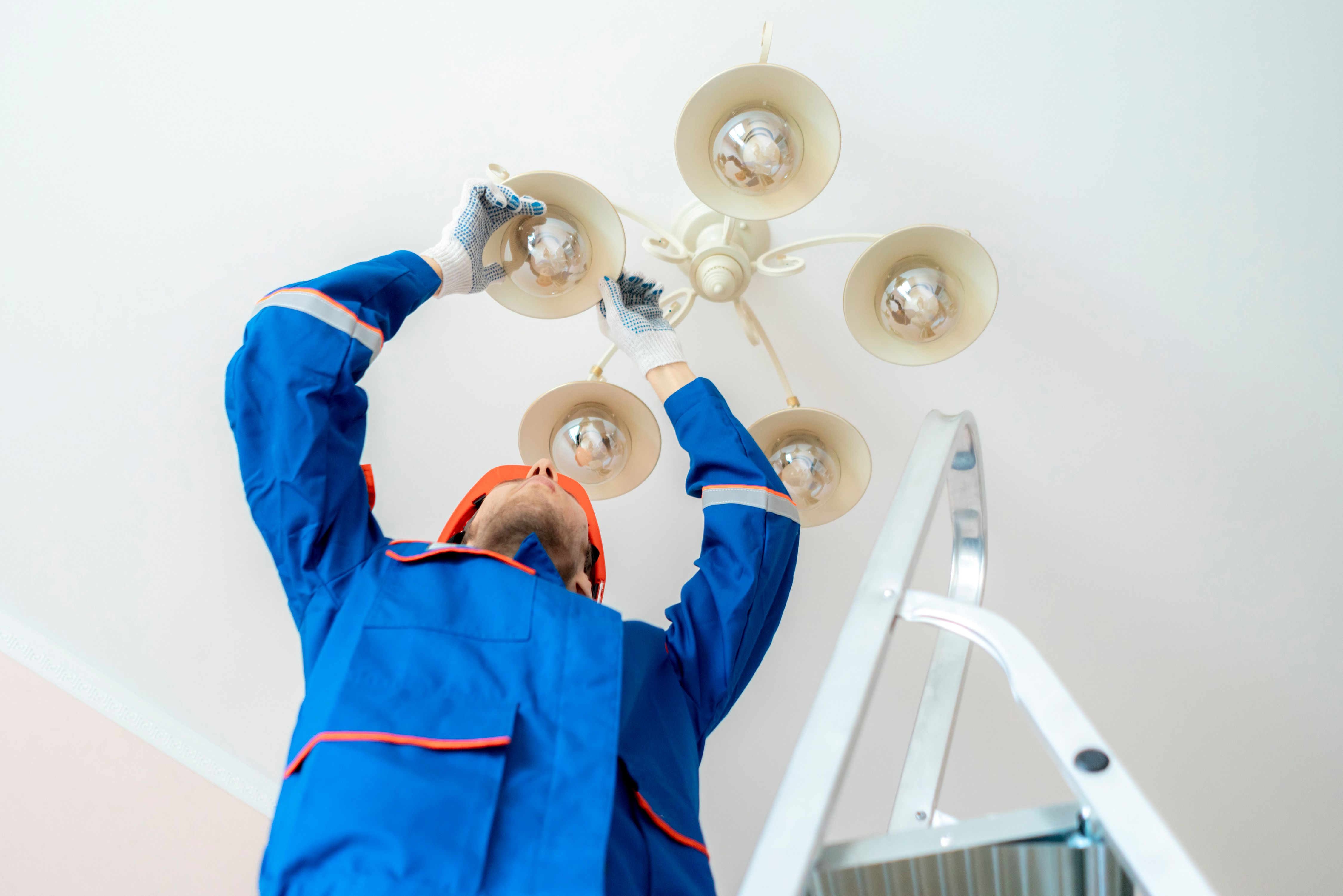 Fixing a flickering light fixture - HomeAlliance