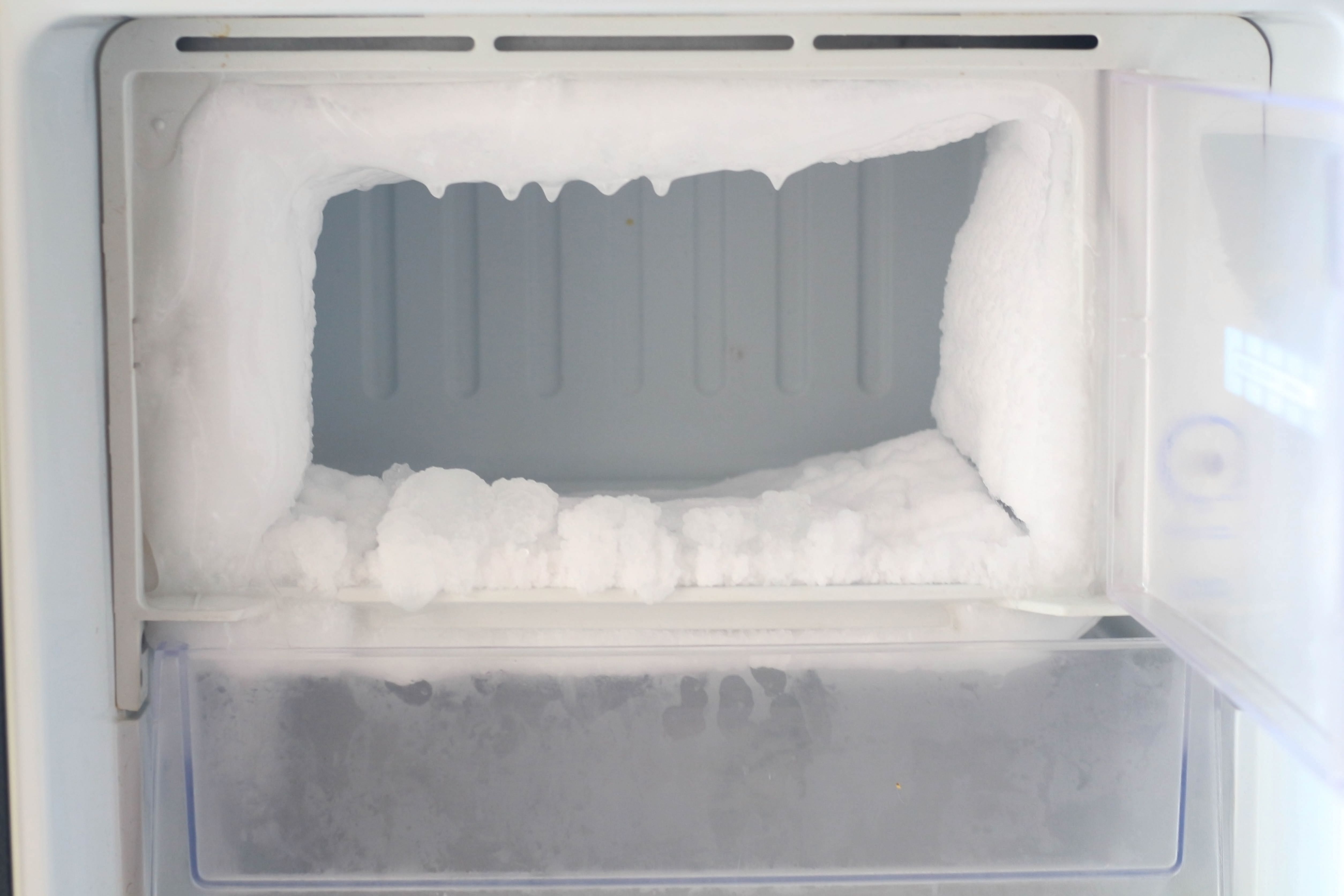 The Best Way to Clean Your Freezer - HomeAlliance