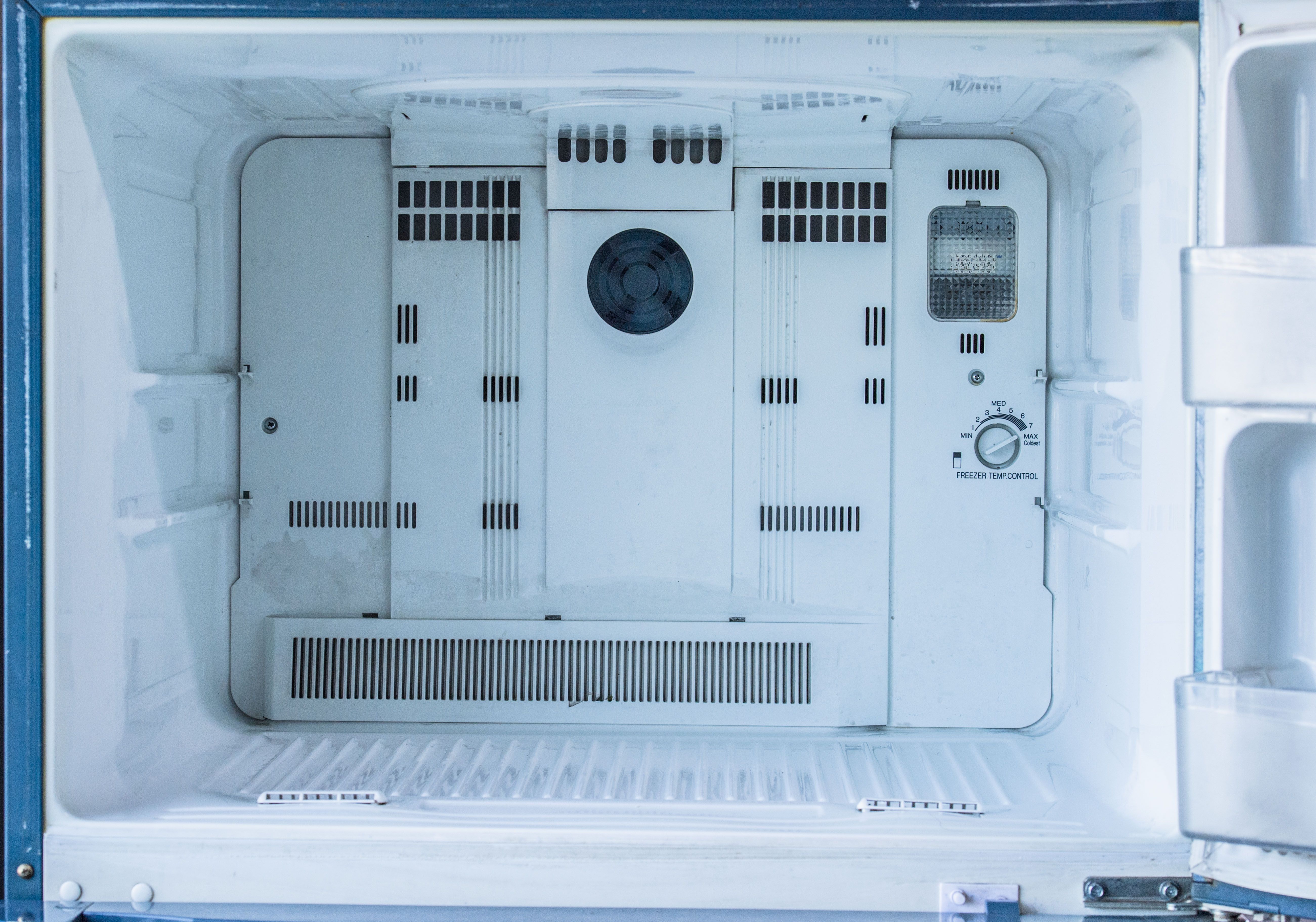 Top Reasons Behind Freezer Frost Build-Up - HomeAlliance