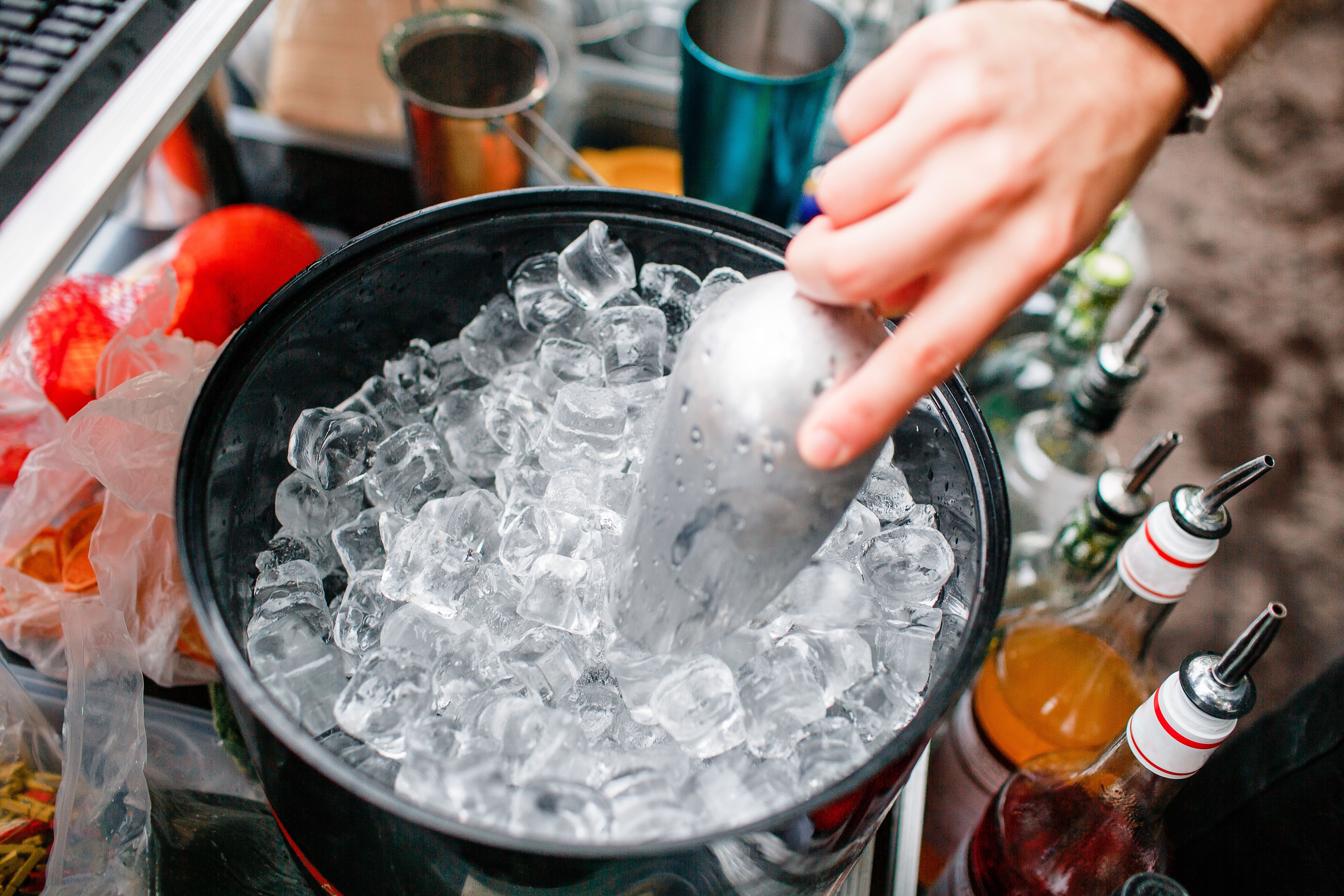 5 Signs Your Ice Maker Needs Repair and How to Fix It Without Breaking ...