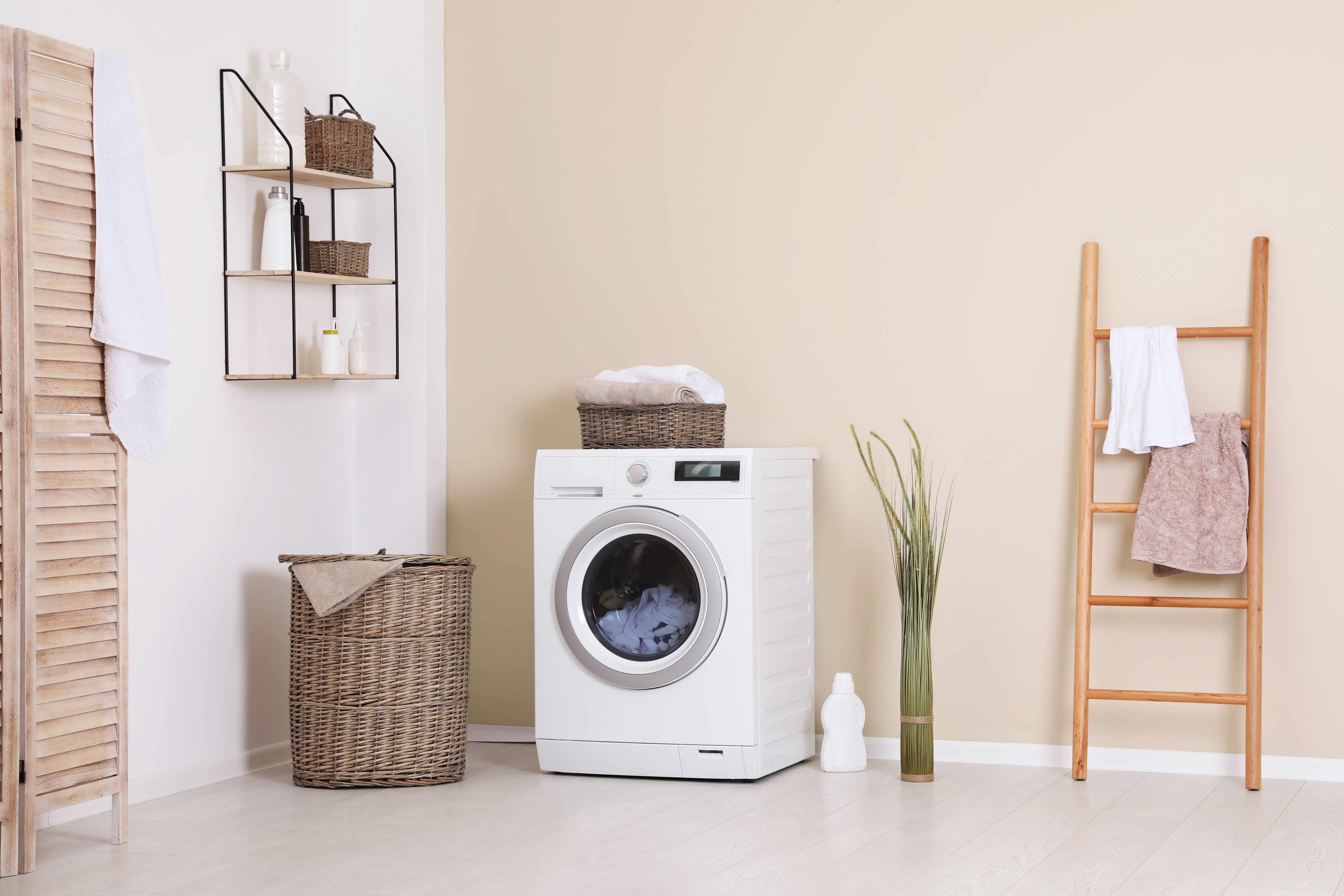 6 Reasons Your Washing Machine Won't Spin and How to Fix Them ...