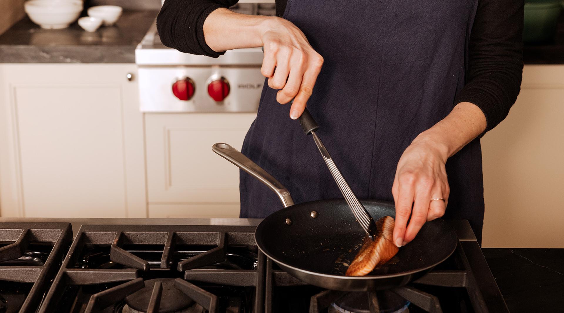 Here’s When to Throw Away Your Non Stick Pans - Made In
