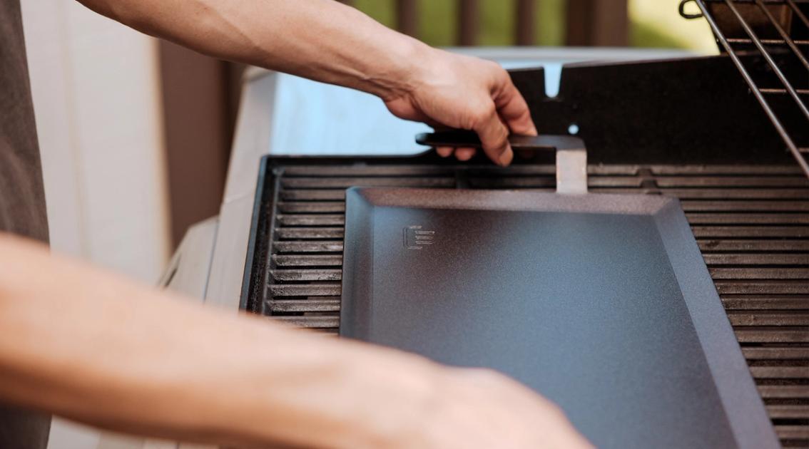 How to Clean a Carbon Steel Griddle - Made In