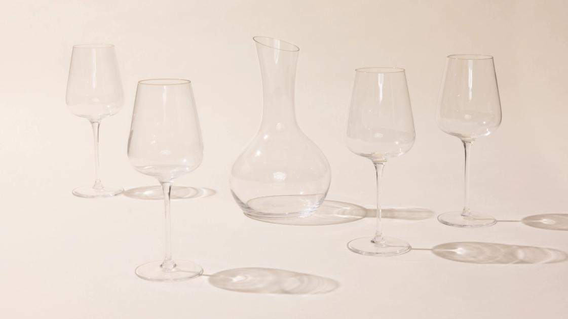 Decanter · With 4 White Wine Glasses - Made In - Made In