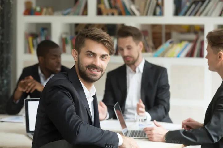 What is sales and marketing meeting : Definition & strategy