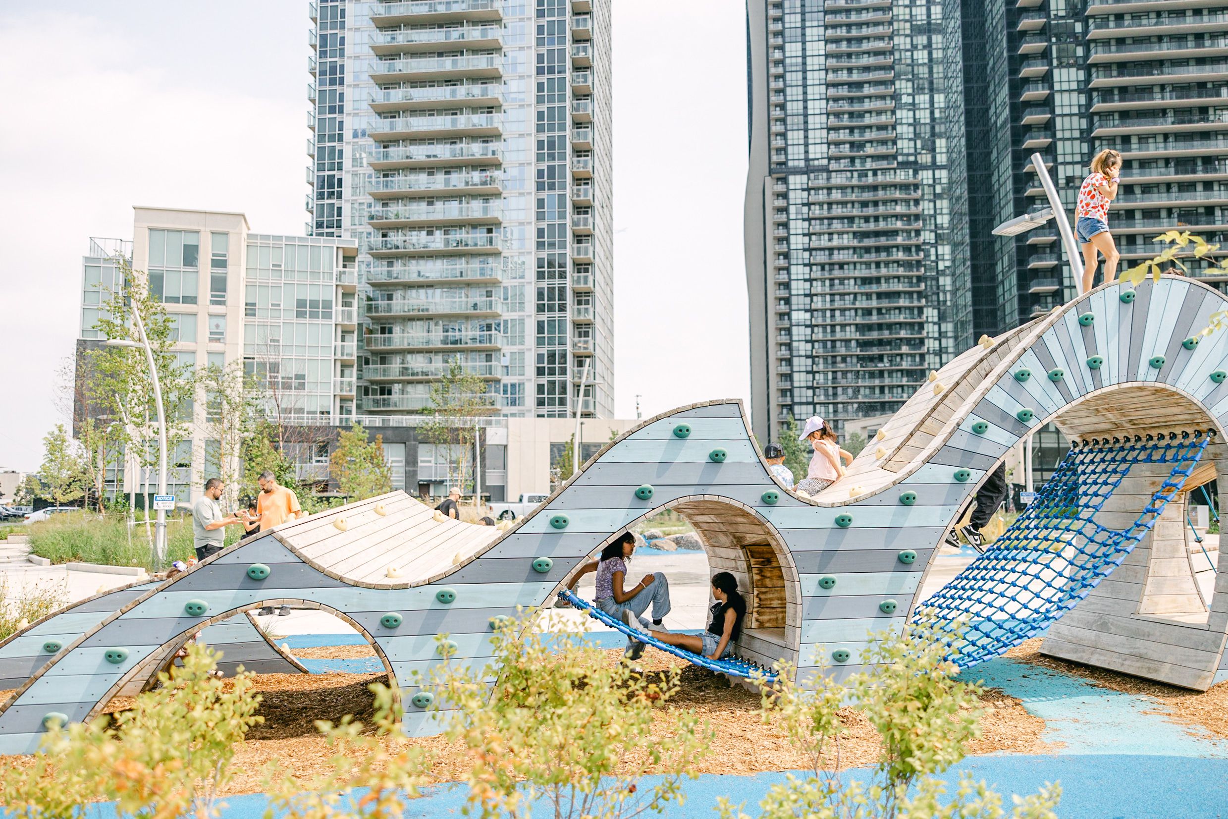 6 Earthscape Projects That Prove Natural Playgrounds Can Be Beautiful ...