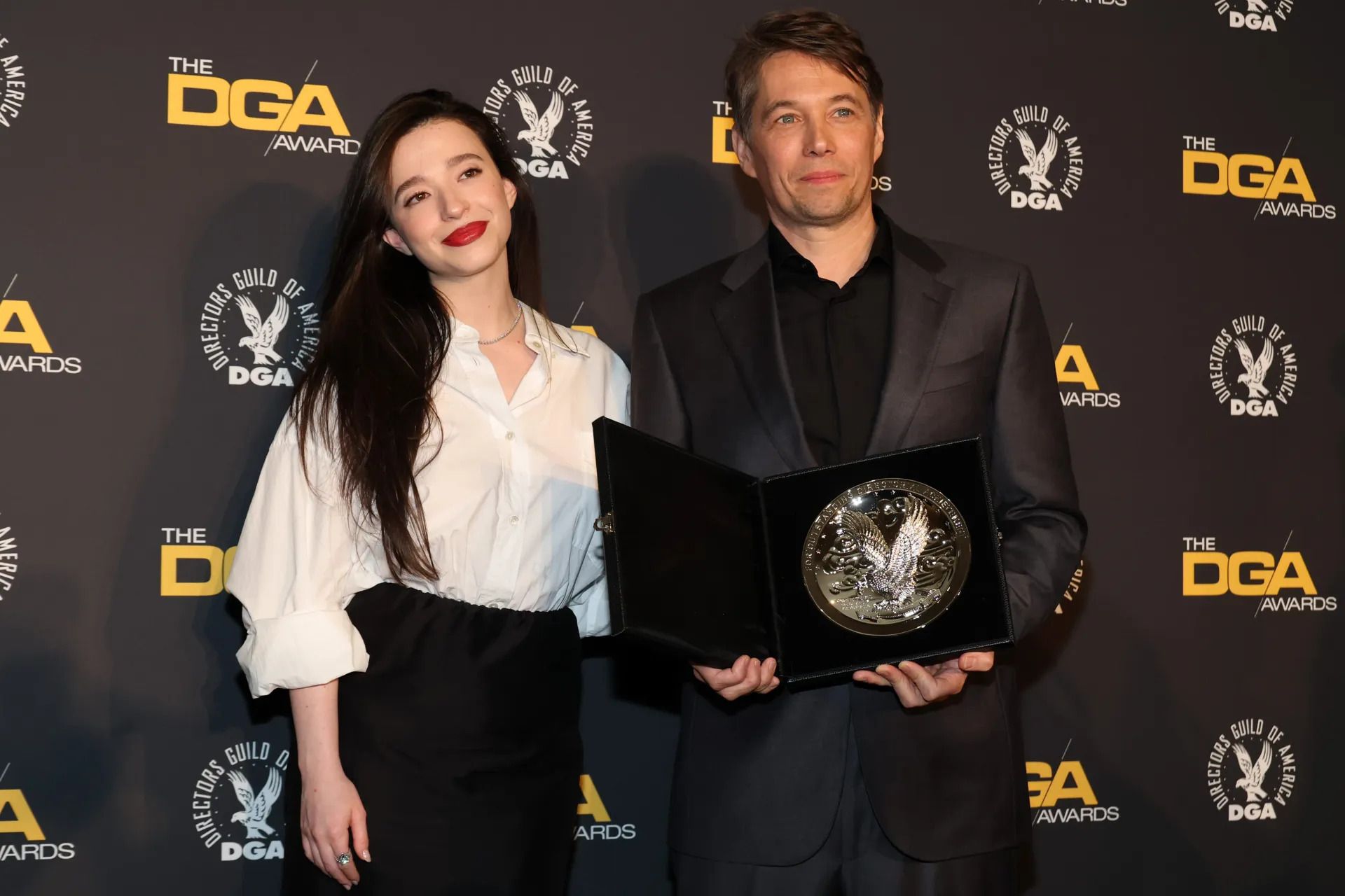 Sean Baker sorprende a Brady Corbet en los premios del DGA y apunta al ...