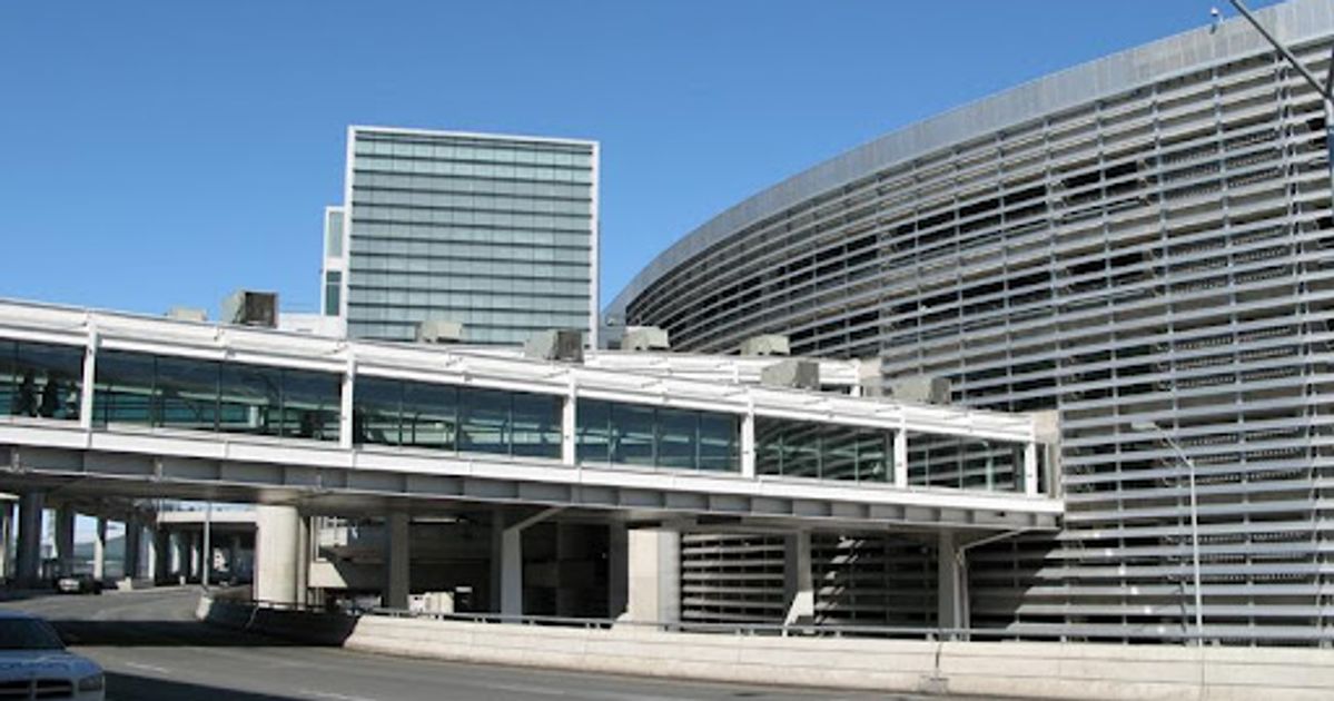 EllisDon - GTAA Pedestrian Bridge