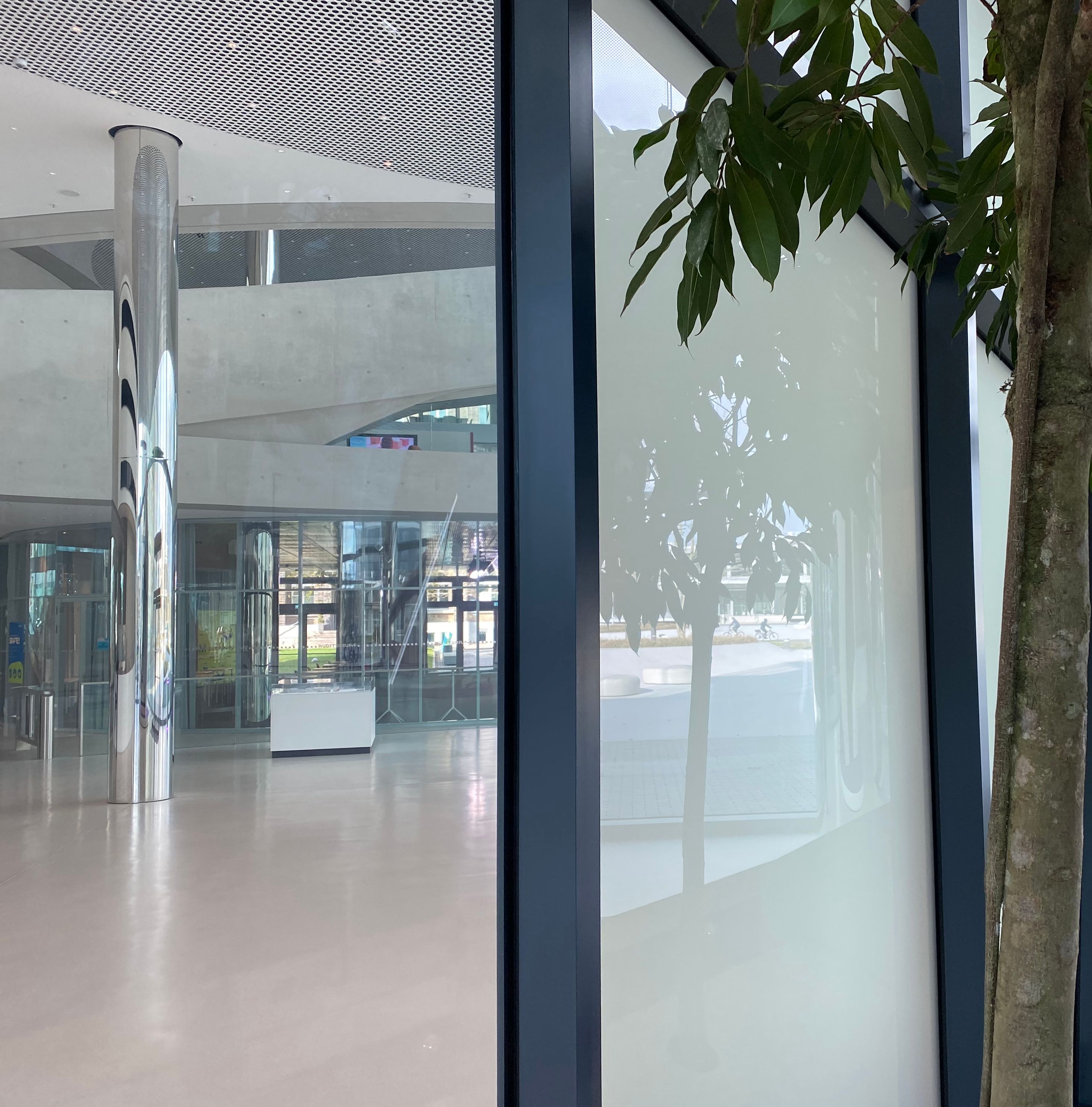 eyrise® Privacy Glazing