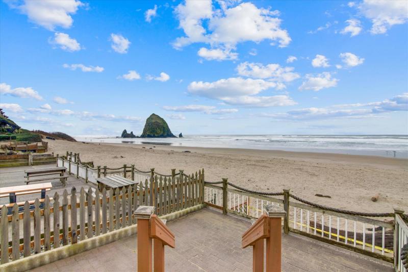 Cannon Beach & Arch Cape Oregon Vacation Rentals | Coastal Getaways in ...