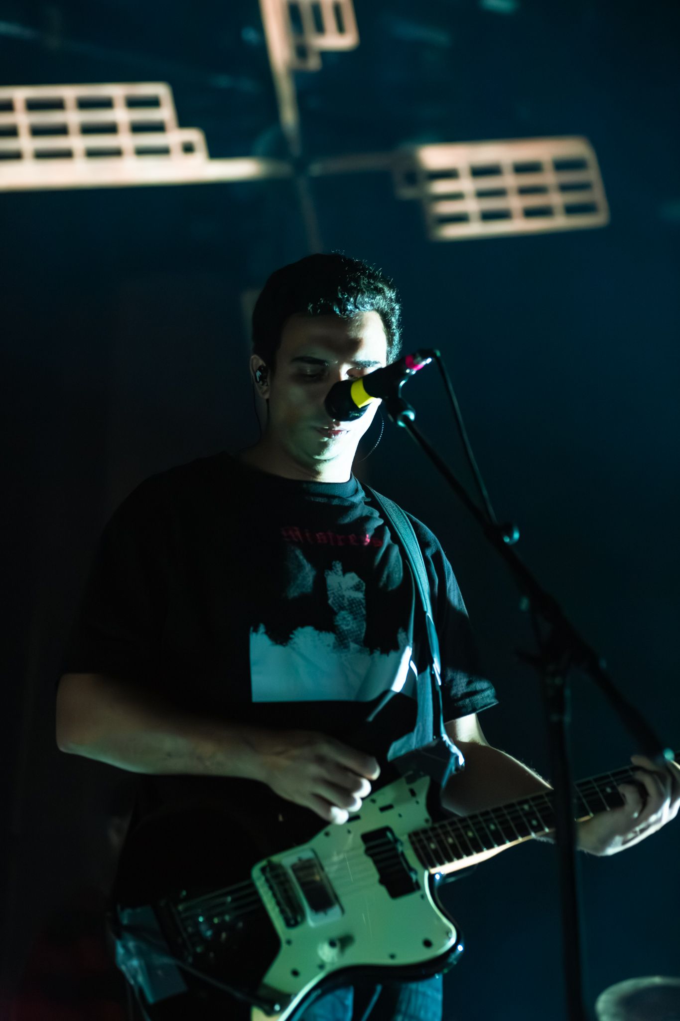 Fleshwater’s Dreamy Chaos at the Fonda | Evvntly Blog.