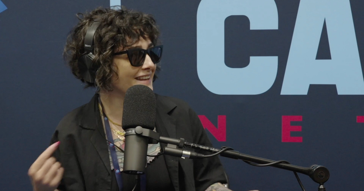 Sydney and Kate Twitch Takeover