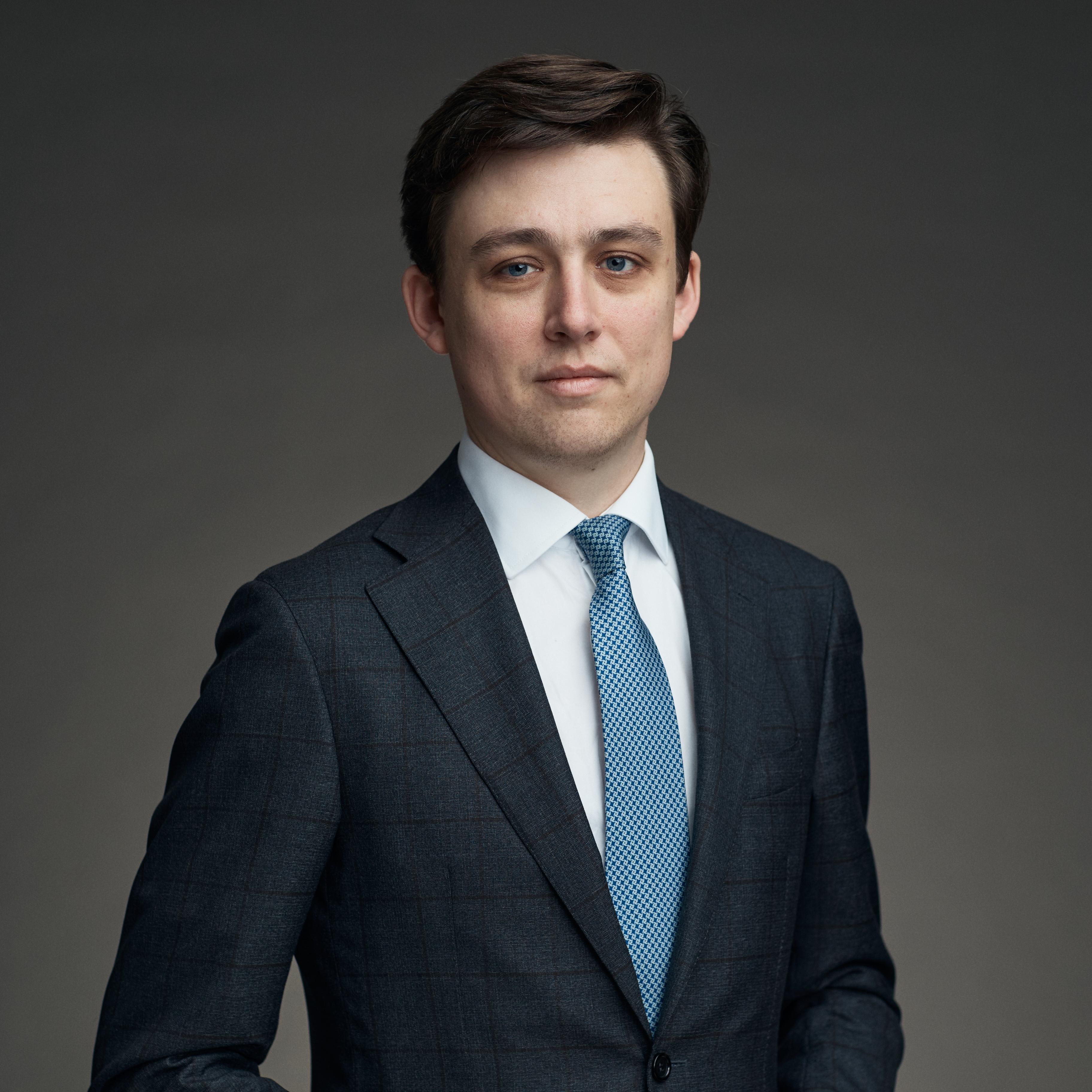 Nicholas Olson | Level 22 Chambers