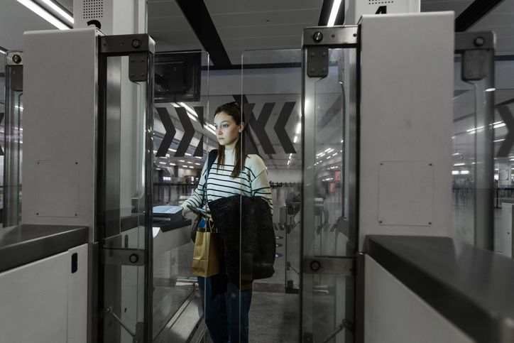 UK Smart Passport Gates Explained