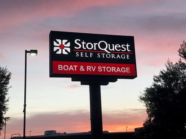 Moreno Valley, CA RV, Boat & Vehicle Storage | StorQuest