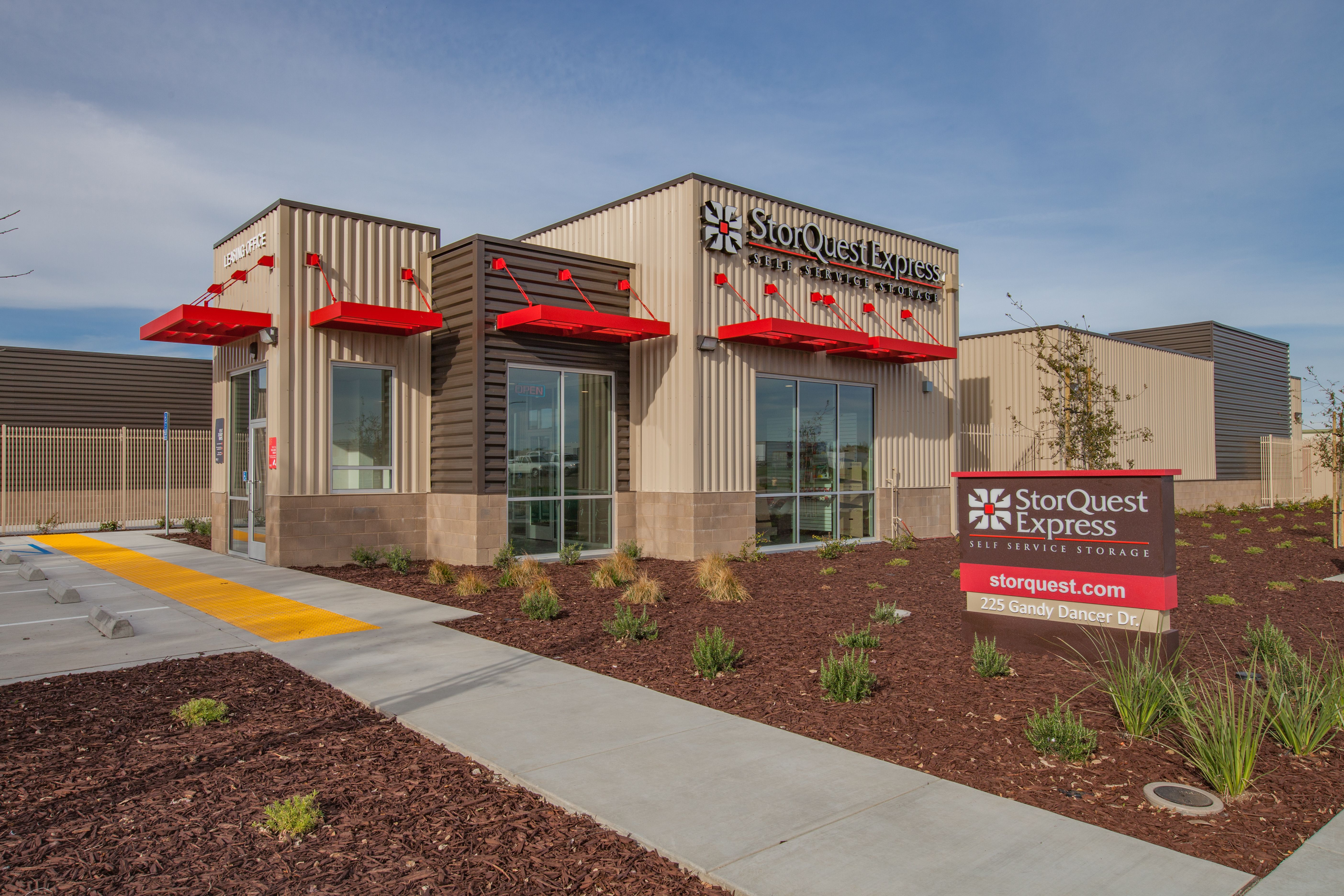 Self Storage Units in Tracy, CA at 225 Gandy Dancer Dr | StorQuest