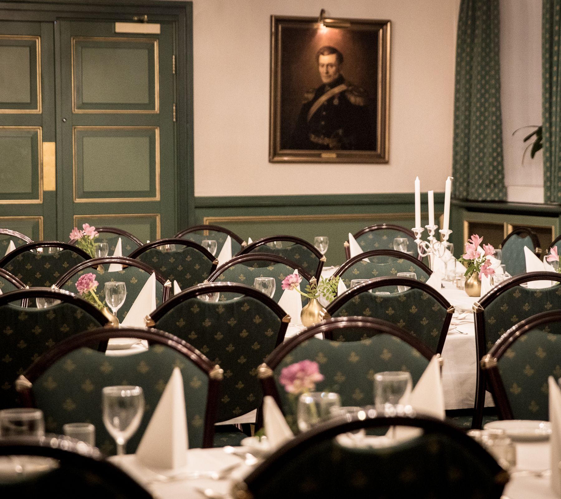 Menyer | Oslo Militære Samfund