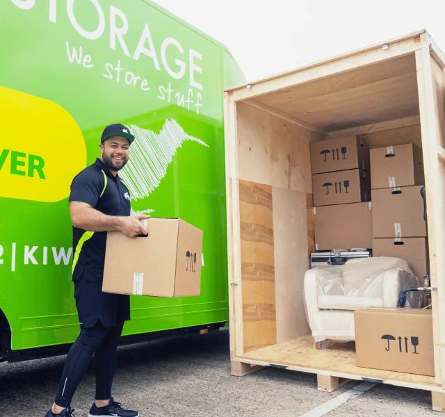 Mobile Storage London | Safe & Secure Storage Solutions | Door to Door ...