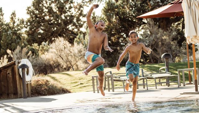 Heated Pools and Spas | Brasada Ranch