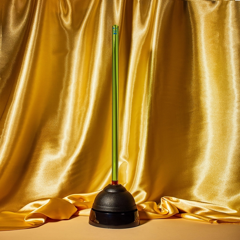 The Plunger - Green | Staff