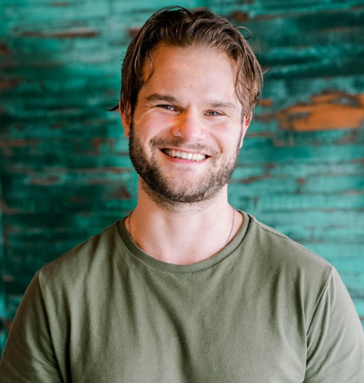 Male Anorexia: What to Know About this Eating Disorder in Boys & Men