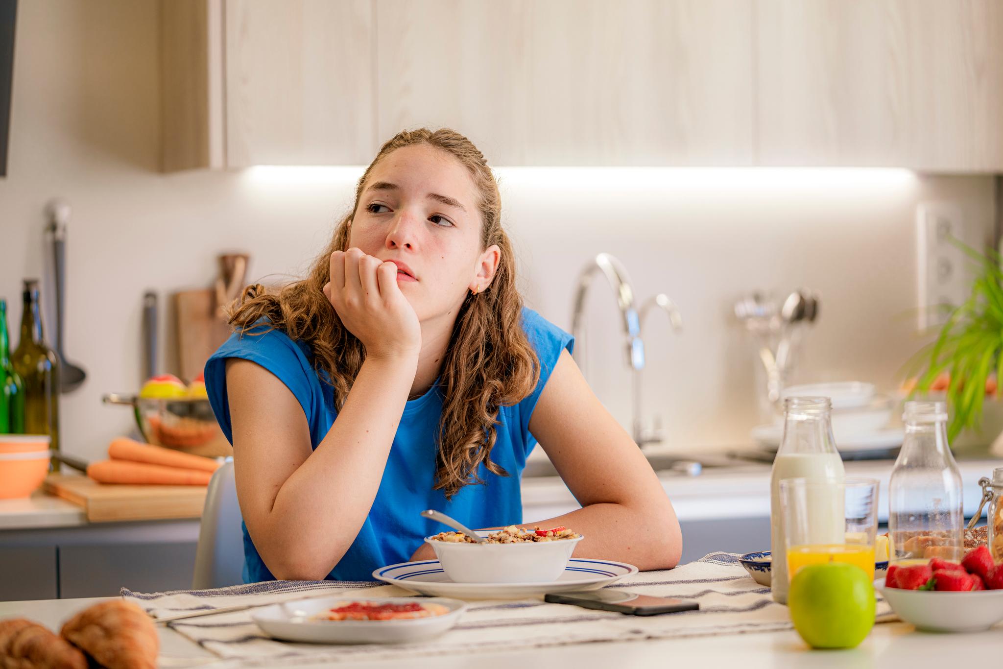Eating Disorders vs Disordered Eating: Key Differences & When to Seek Help