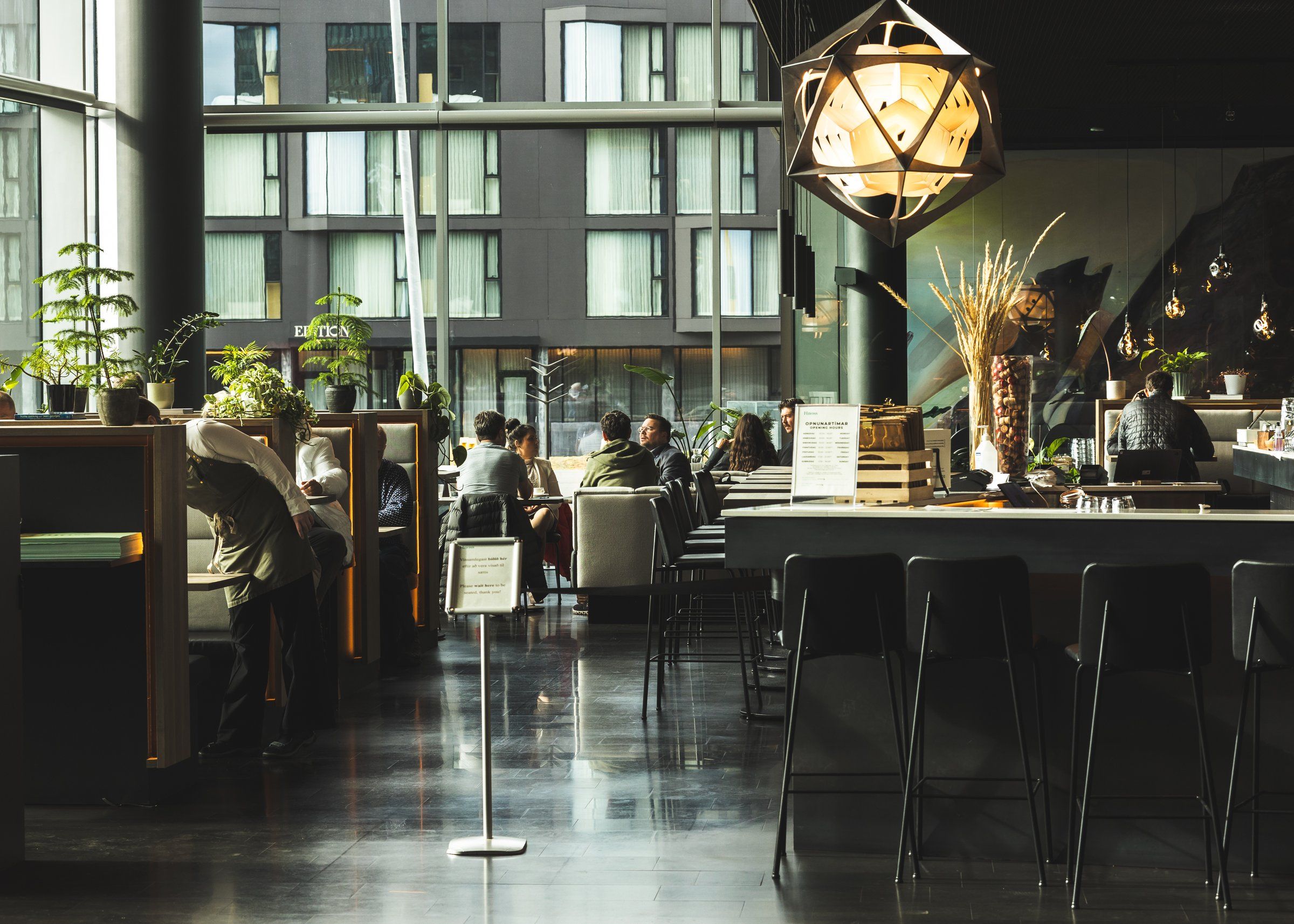 Hnoss Bistro restaurant and bar in Harpa