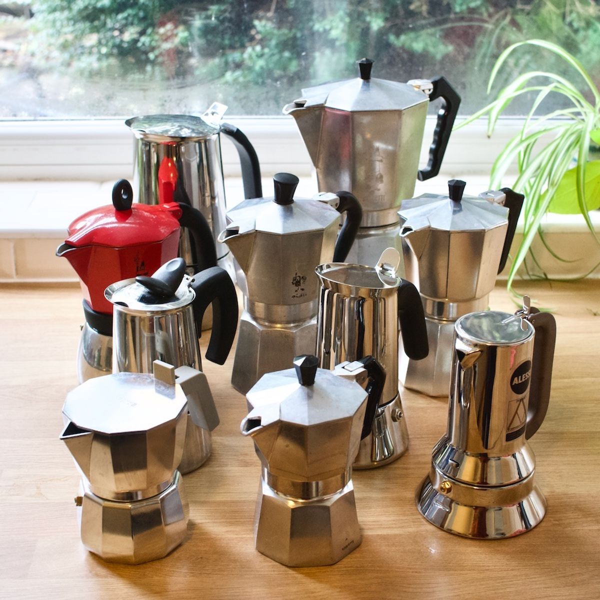 The Best Moka Pot — A Hands on Comparison and Review | Honest Coffee Guide