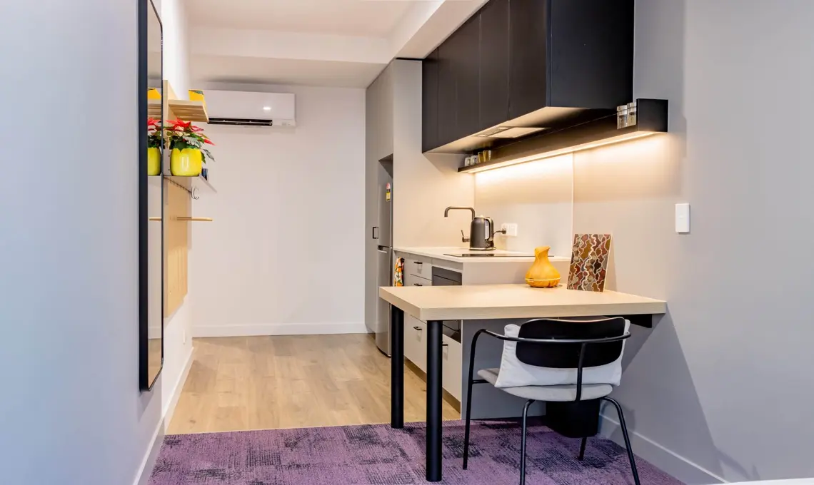 XXL Double Studio Apartment for Students in Melbourne