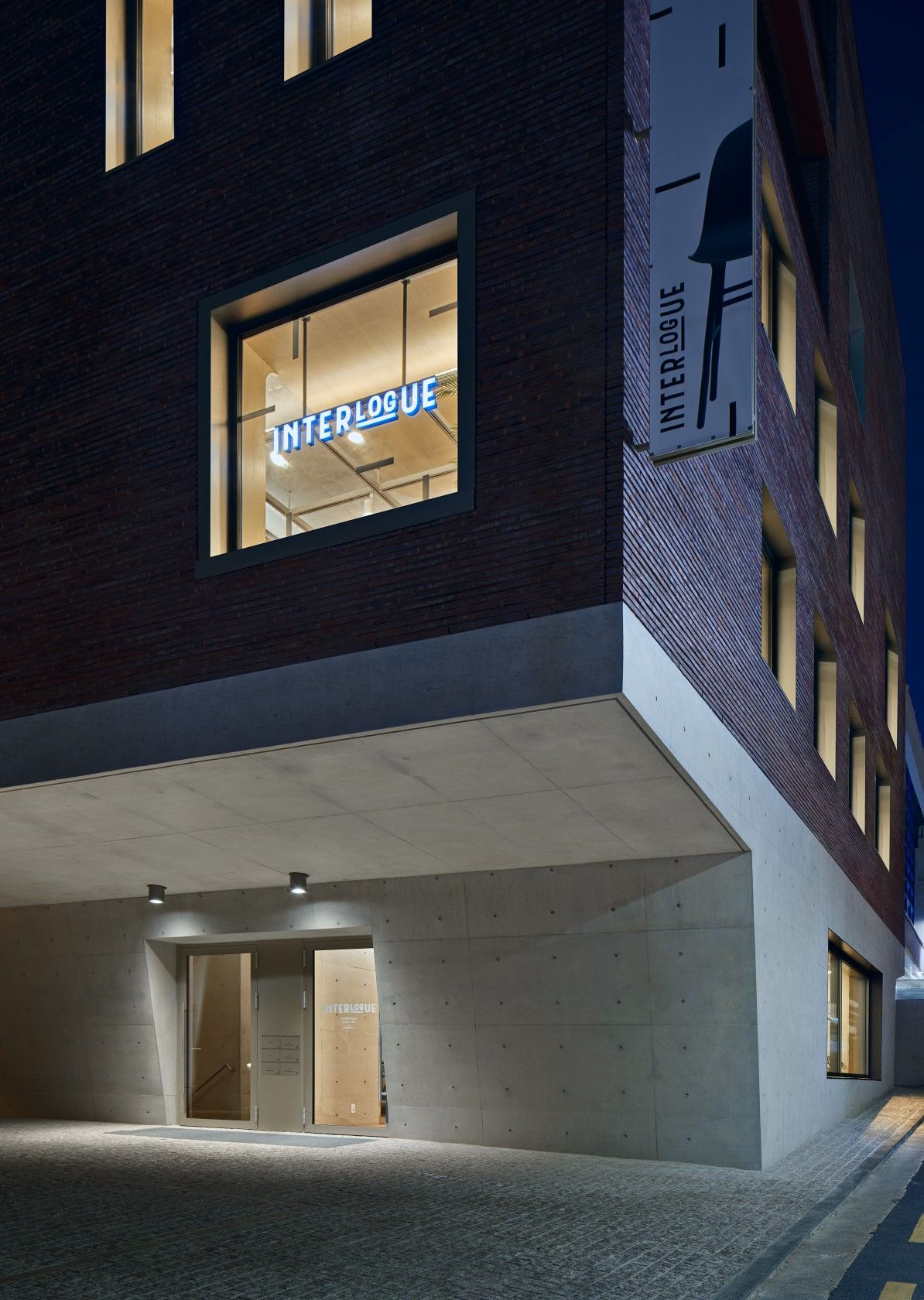 Interlogue flagship store