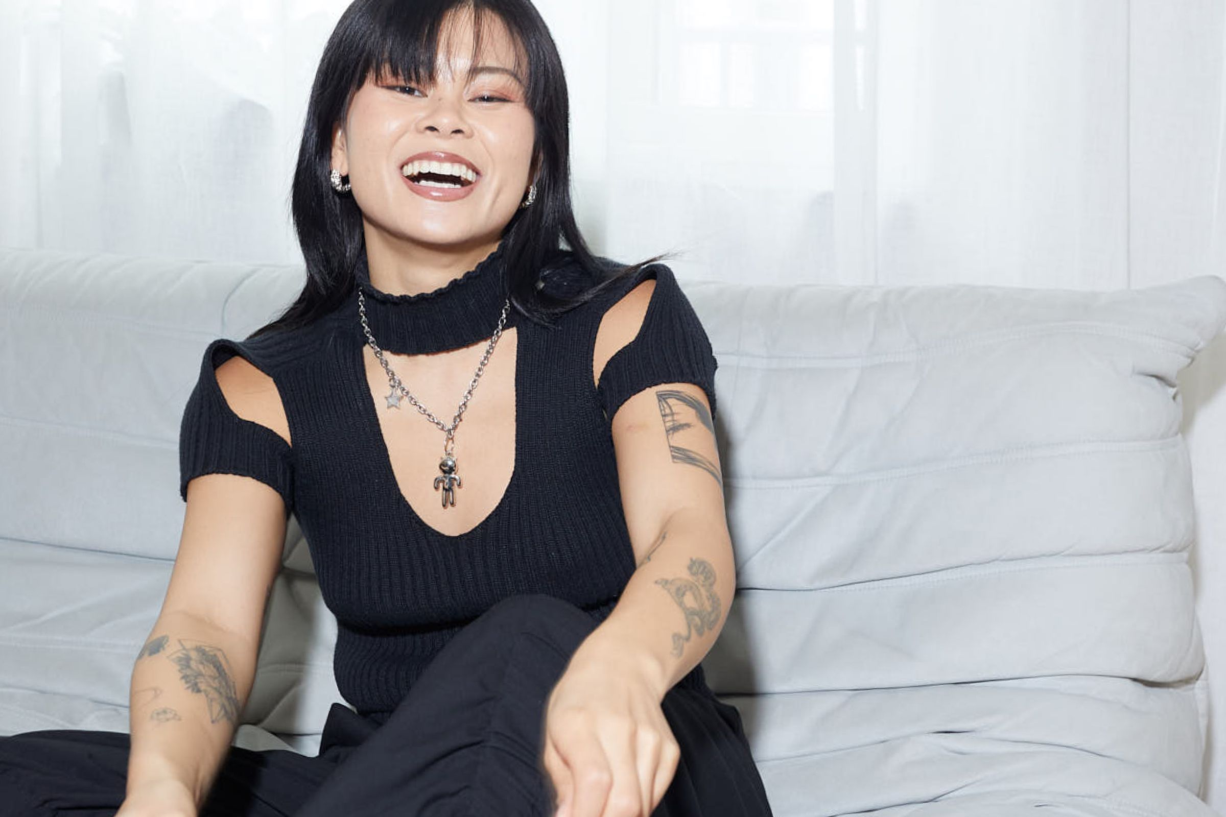 Buy things from Julia Dang | Sellpy.com.